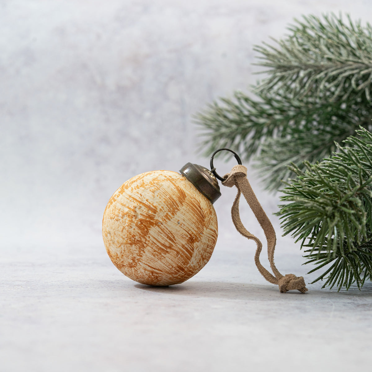 Brushed Baubles – Arthur Cameron Trade