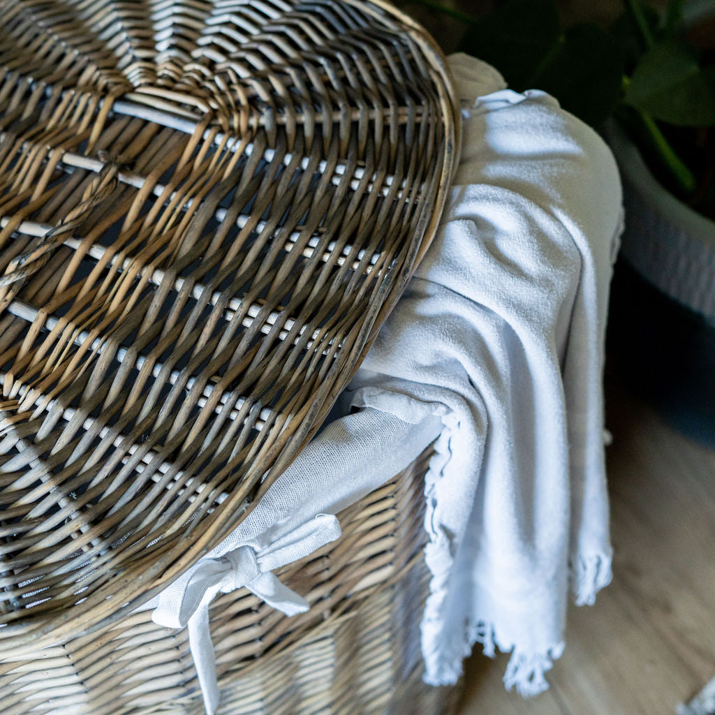 Distilled Brown Oval Wicker Laundry Basket with Lid – Arthur Cameron Trade